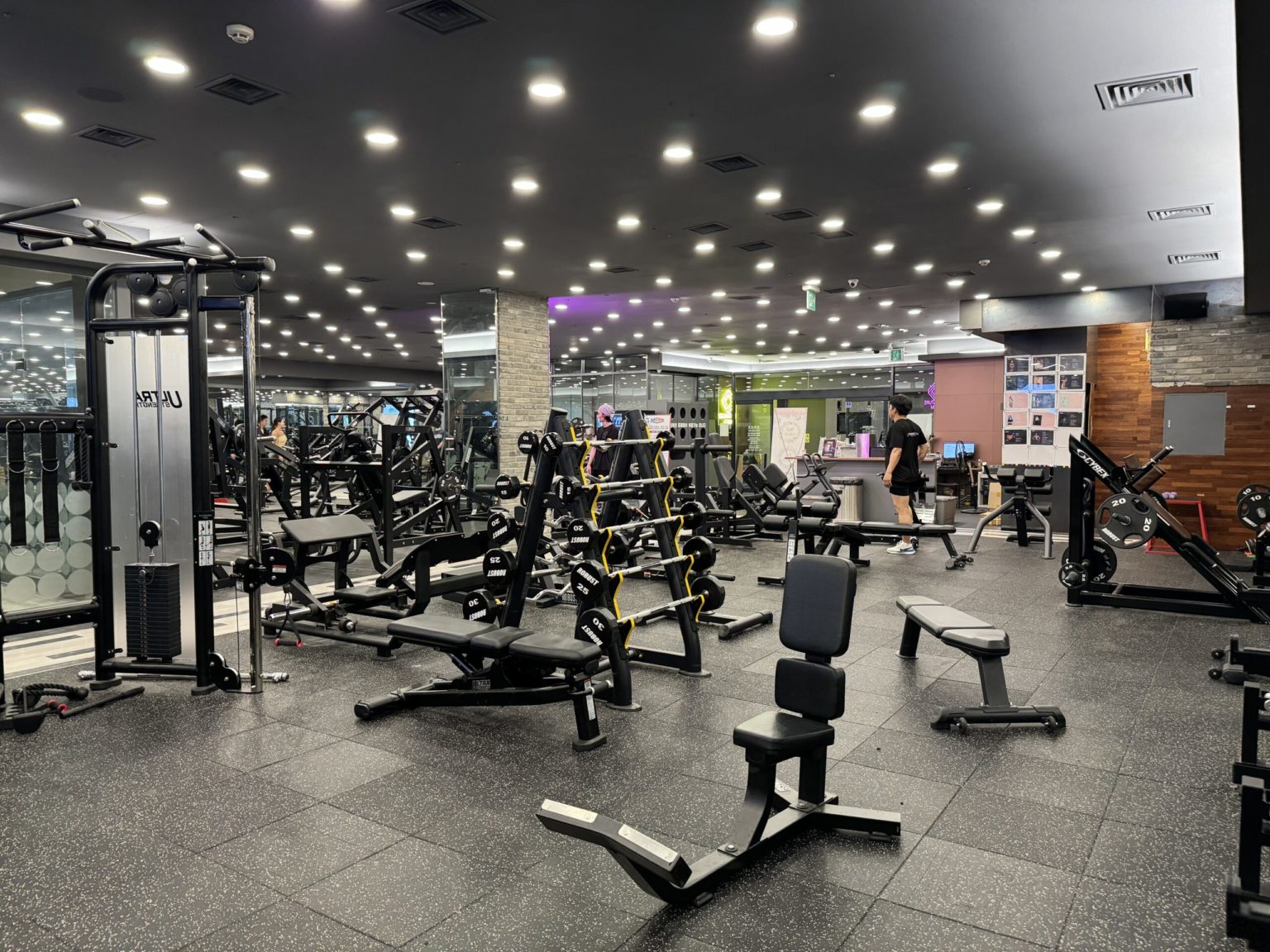 【2026年最新】日本で1番大きいジムはどこ？面積2,640㎡の最大級施設を徹底調査！ - ICHIOSHI